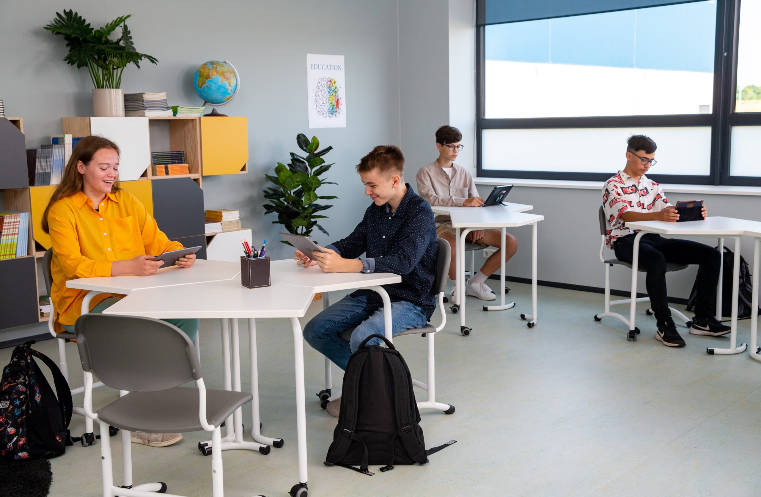 iHub4Schools: A Journey of digital innovation in schools - Education ...